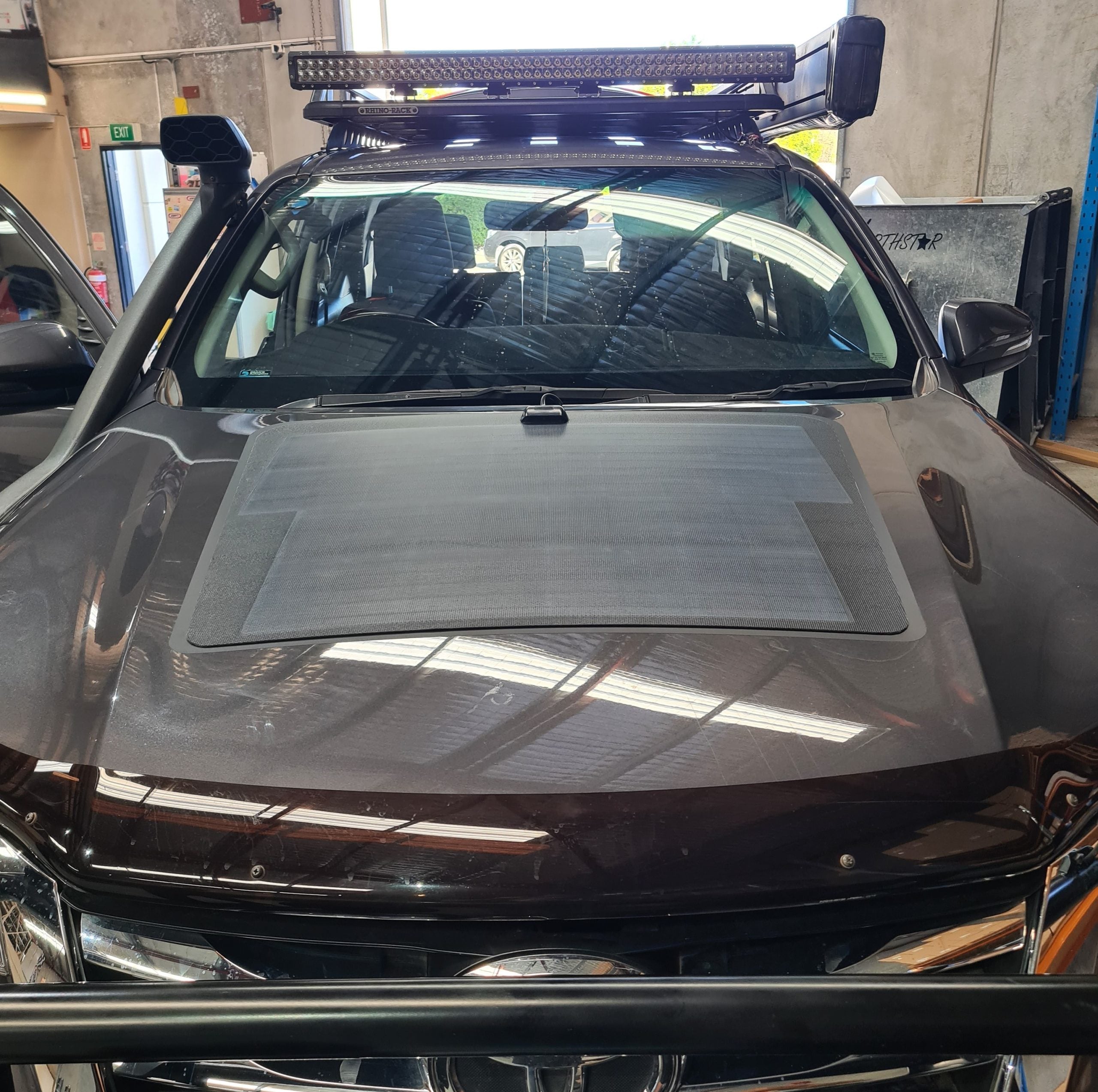 Bonnet Solar Panel - Toyota Fortuner - 100-Watt – Vehicle Solar Solutions